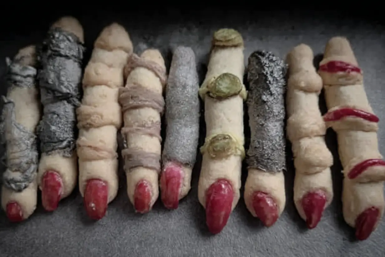 Halloween Finger Cookies: Scary Delicious Fun for Everyone!